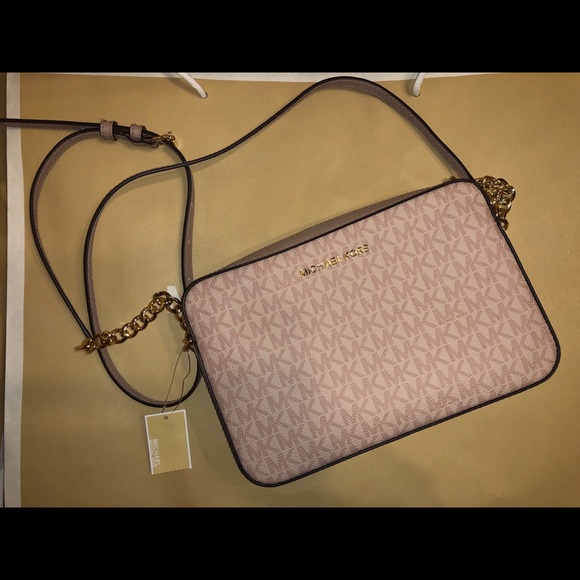 Michael Kors | Bags | Light Pink Mk Logo Michael Kors Purse New Wtags ...